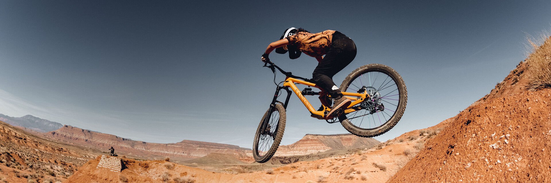 Bicycles | Carbon & Aluminium Bikes | CANYON BN