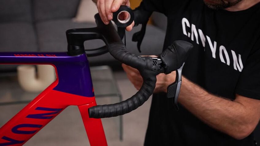 How to wrap handlebar tape properly | CANYON US