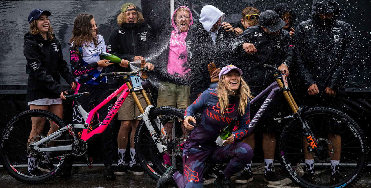 Bicycles | Carbon & Aluminium Bikes | CANYON IT