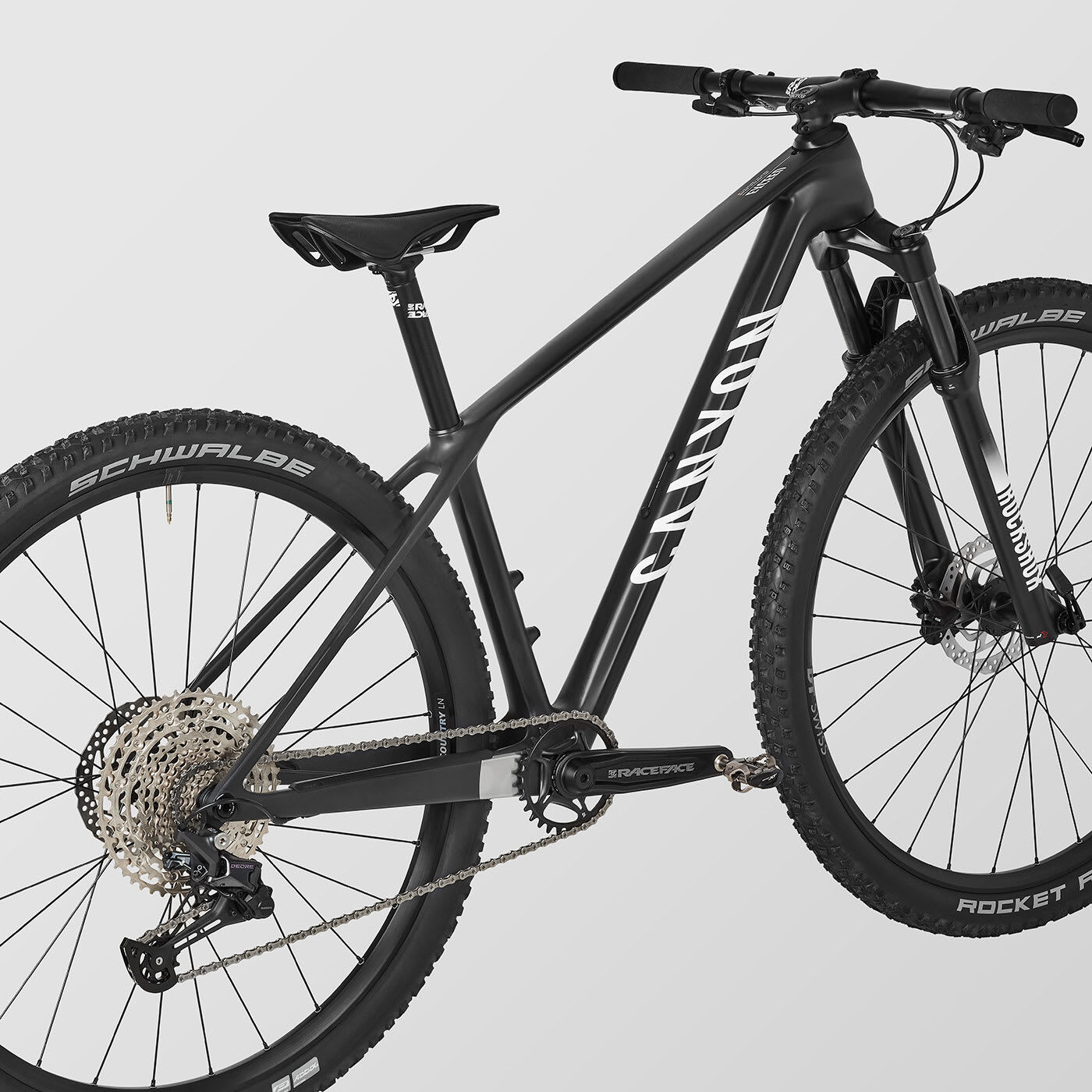 Exceed CF Young Hero | CANYON AT