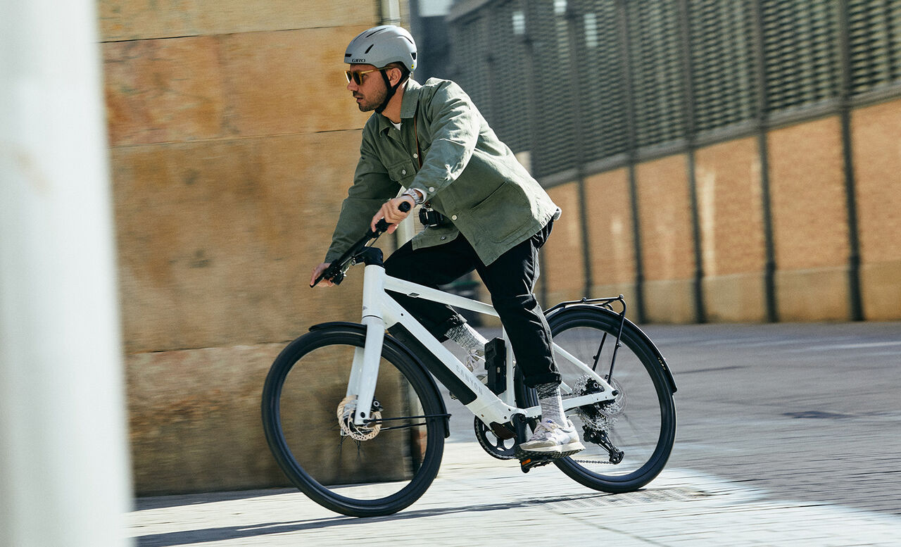 Urban Electric Bikes | CANYON US