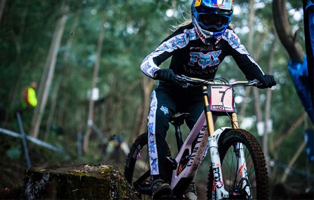 VTT DH | Vélo de descente tout suspendu | CANYON FR
