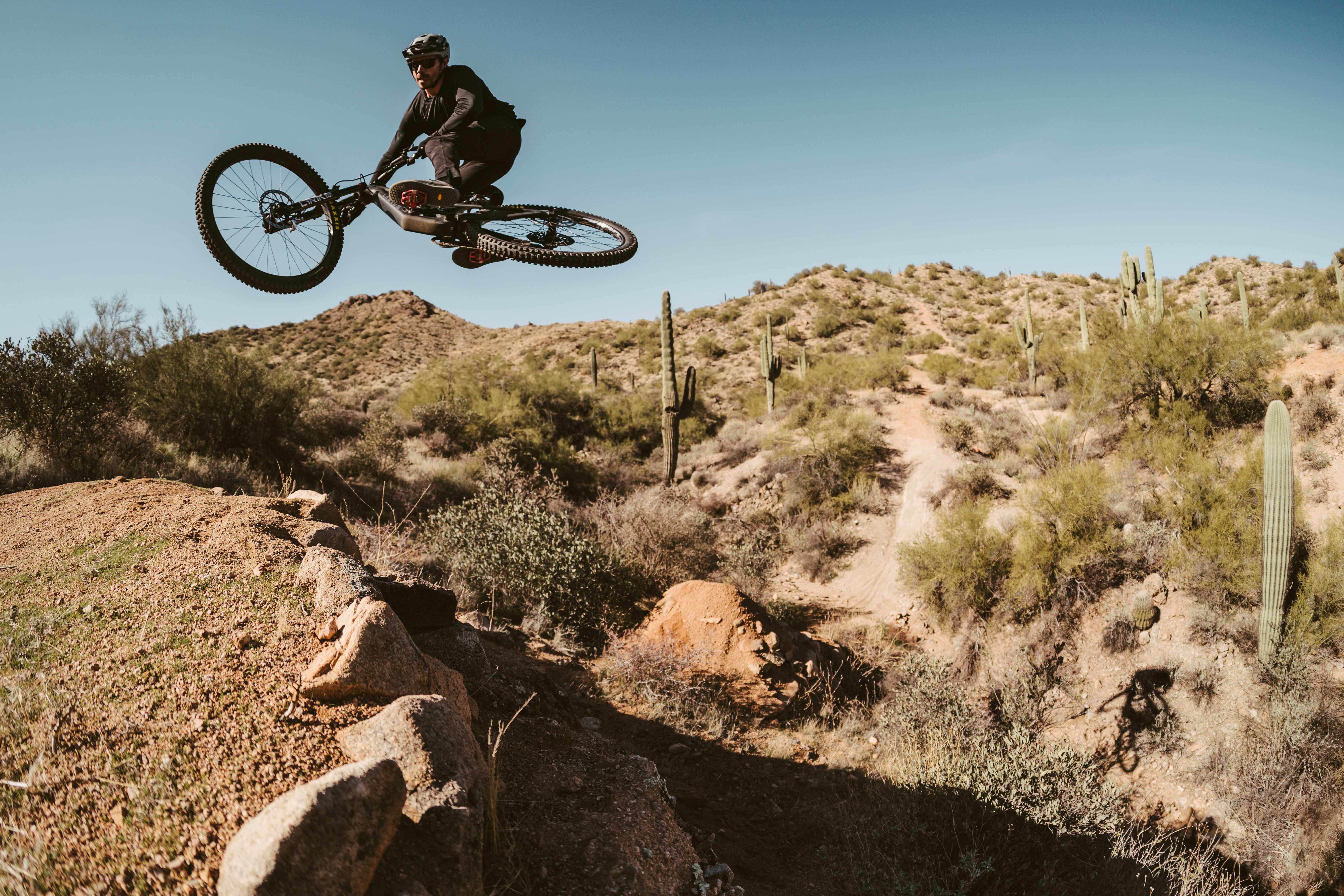 Mullet vs. 29er MTB: Which setup is right for you? | CANYON CA