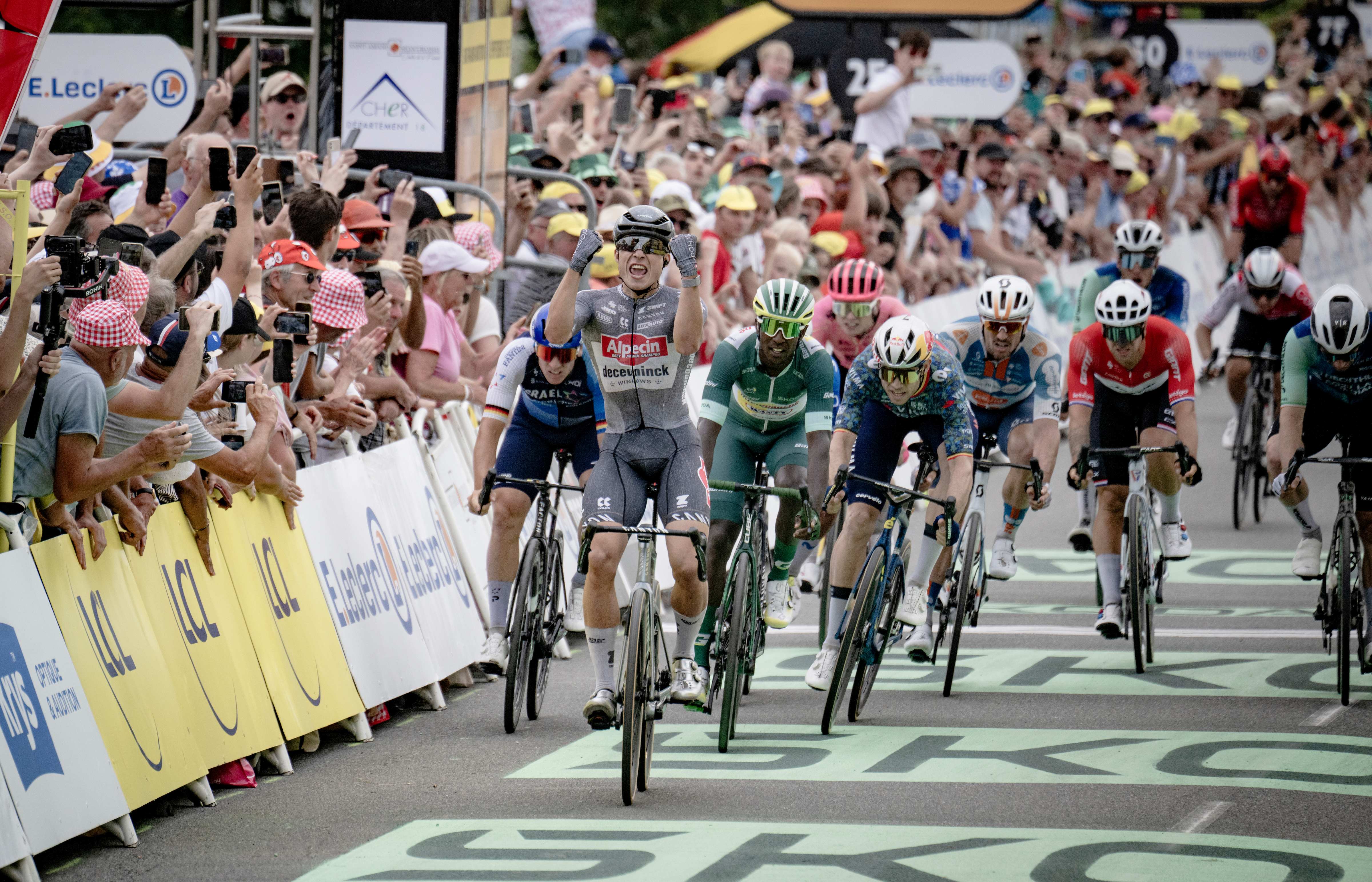 Tour de France 2025: Strecke, Etappen & Vorschau | CANYON CH