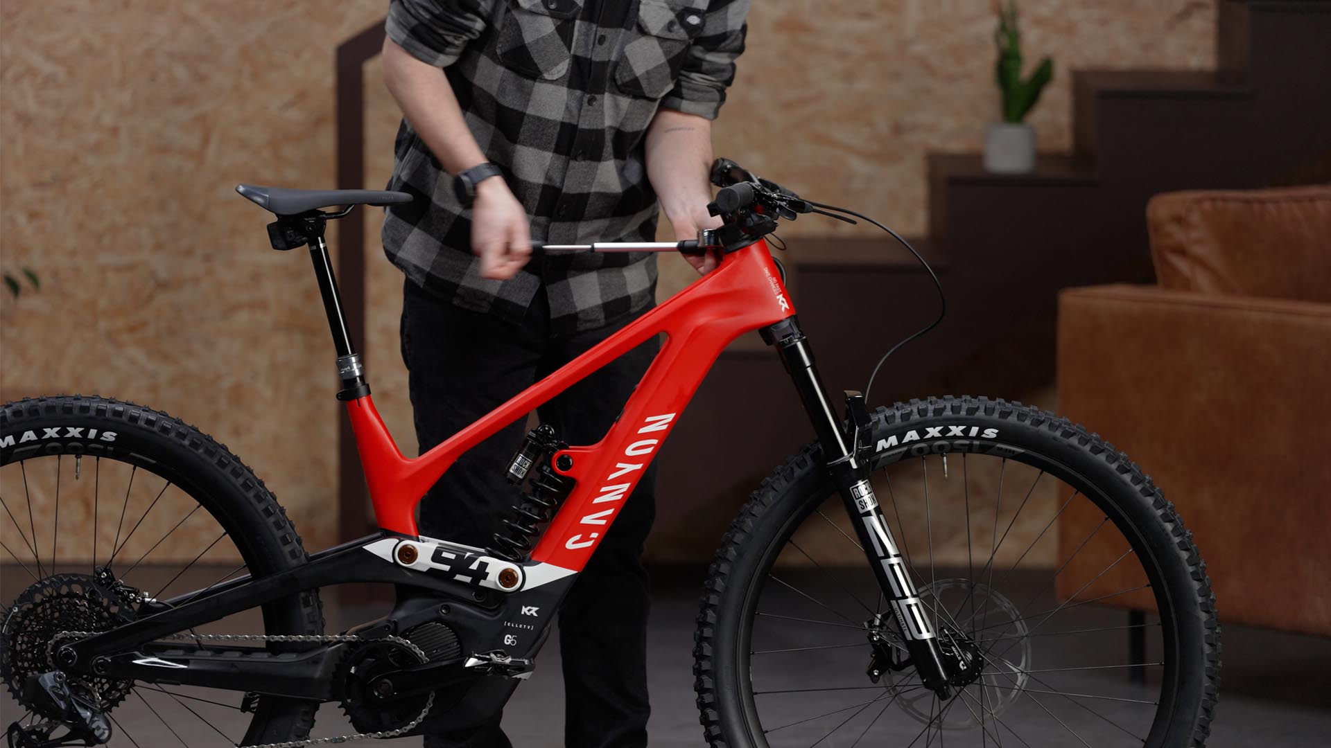 Torque:ON CF support | CANYON US